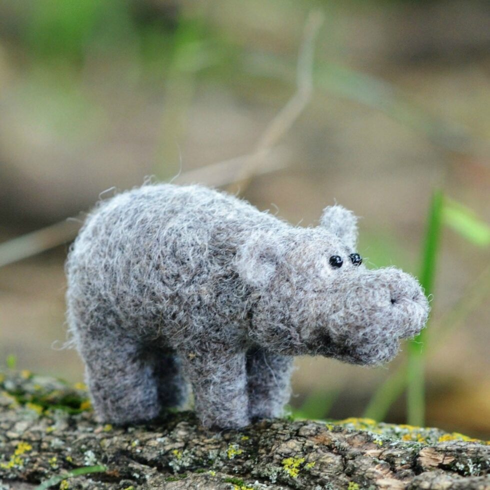 Hippo Needle Felting Kit a DIY craft for beginners in Needle Felting